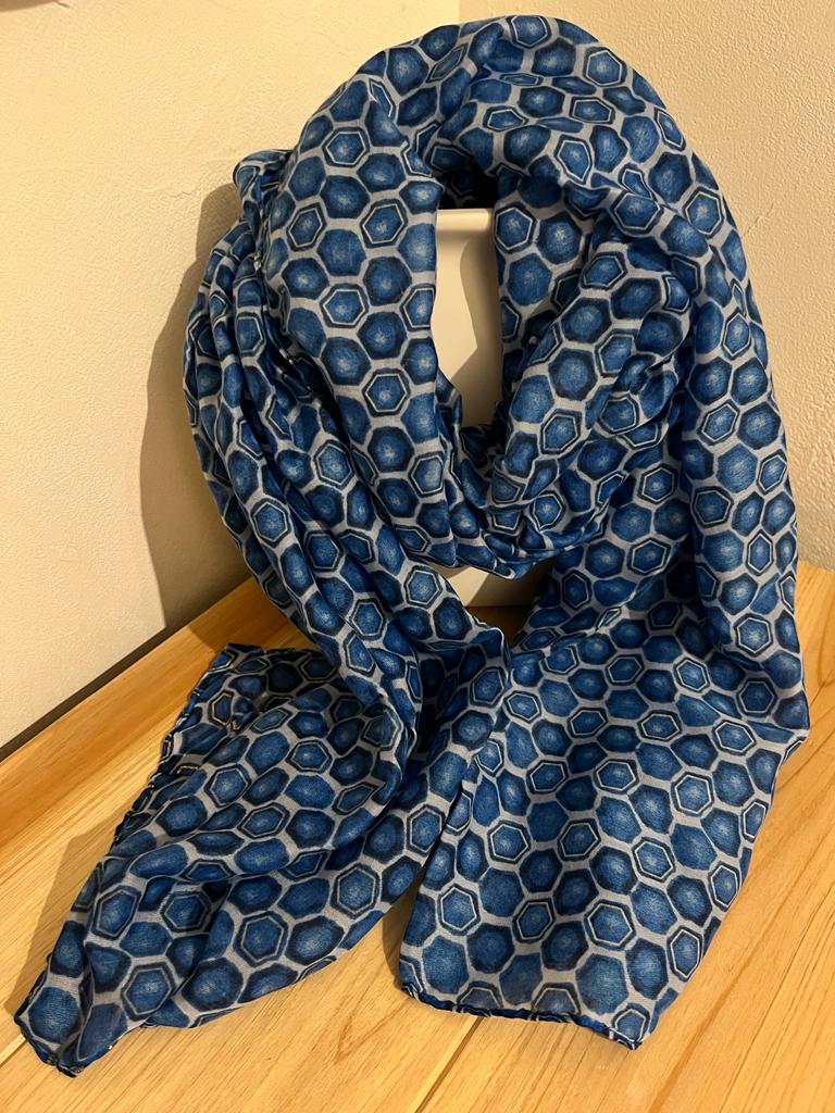 Foulard bleu - Les Écrins de Cassiopée